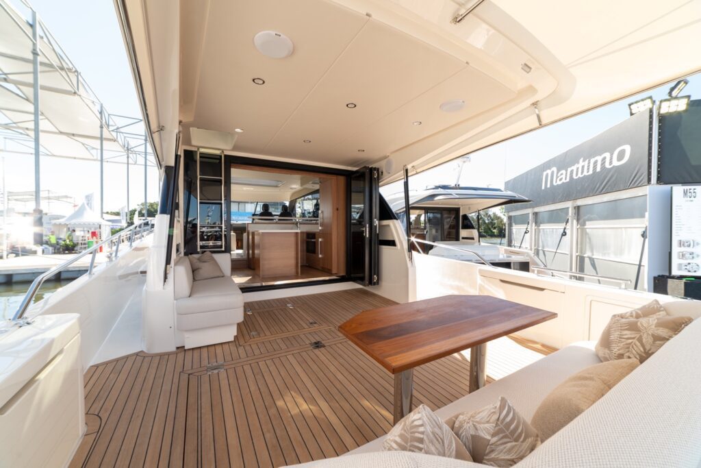 Global Launch | Maritimo S60 Sedan Motor Yacht